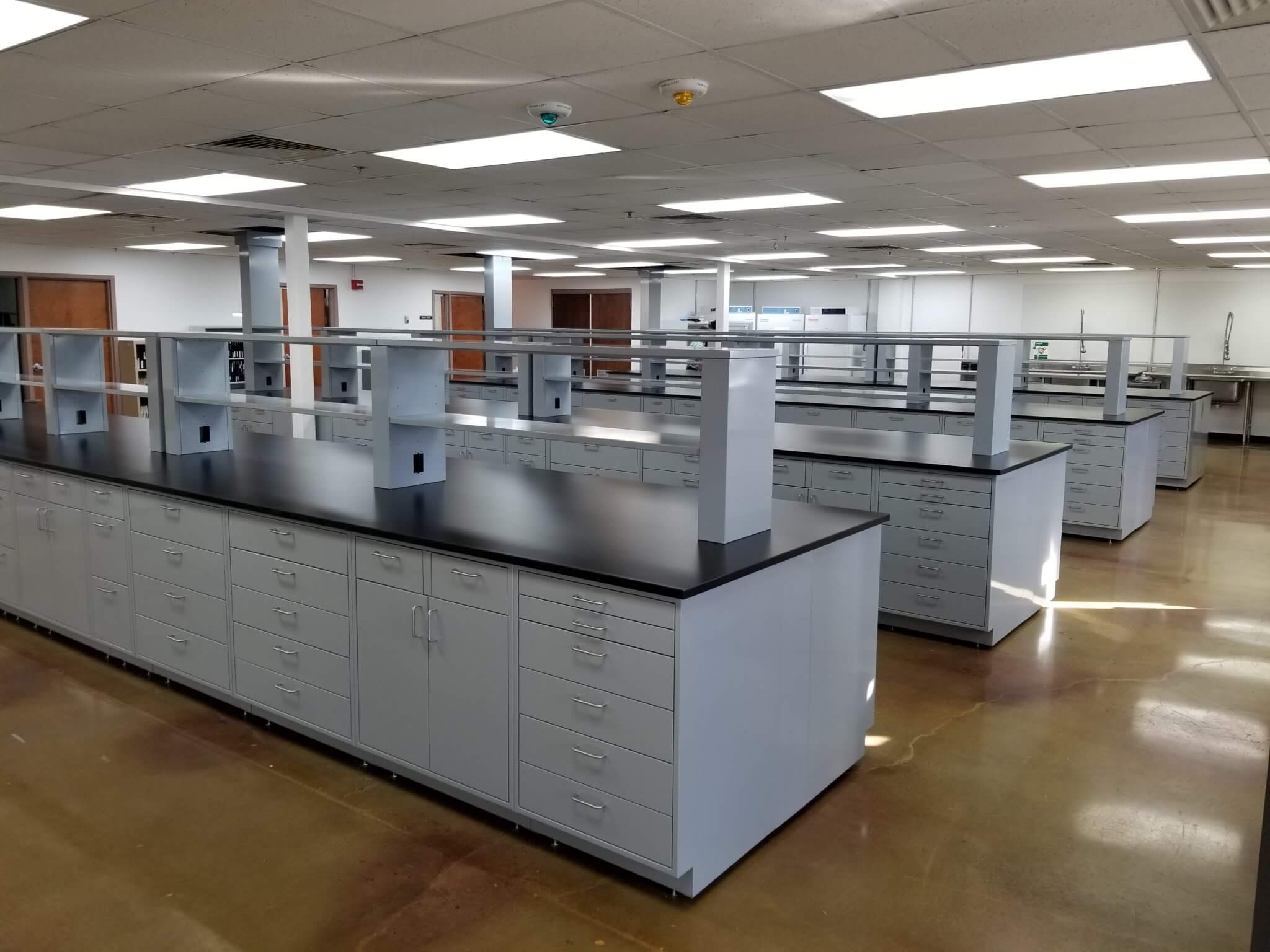 Reagent Shelving Archives - OnePointe Solutions